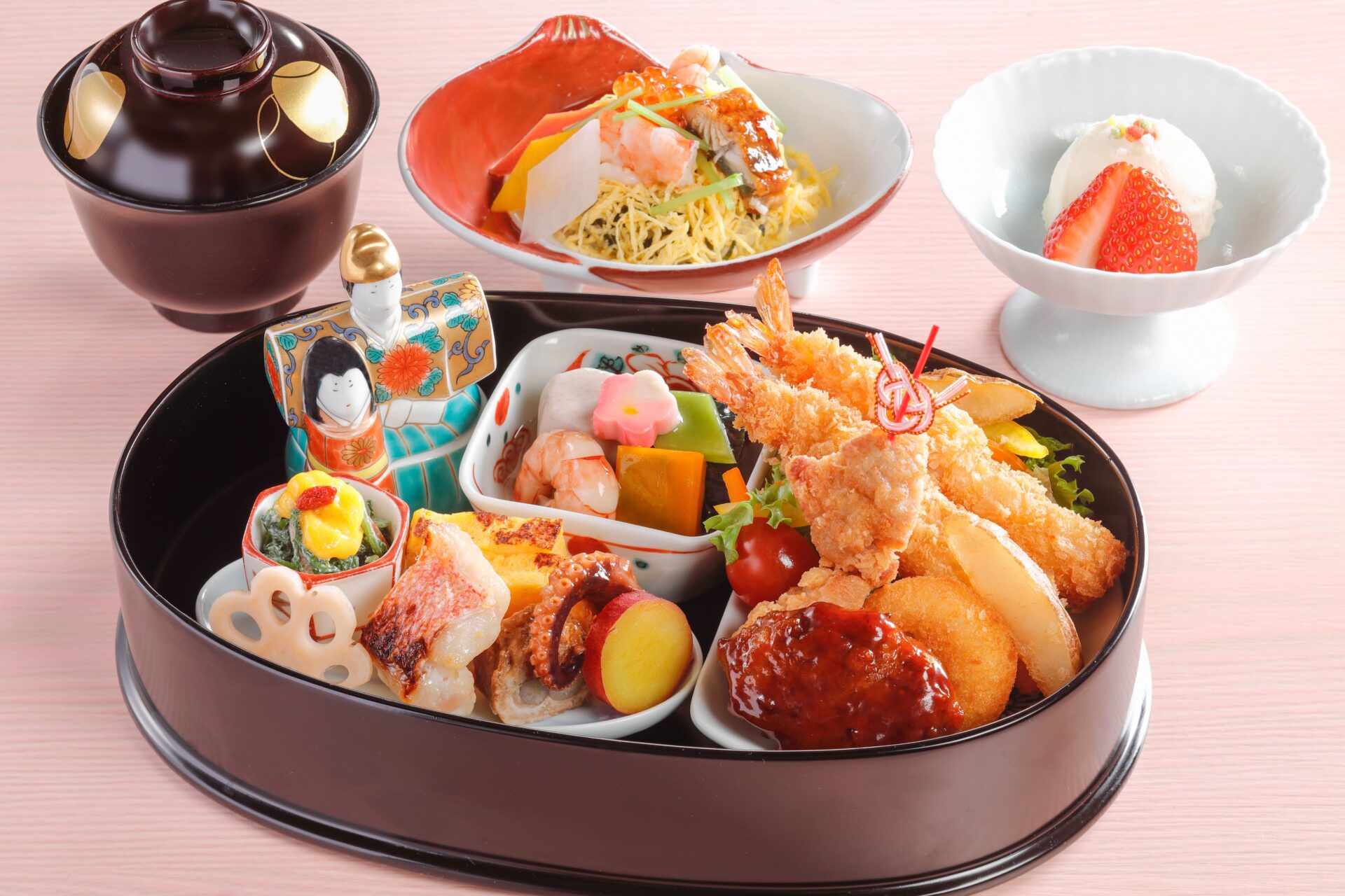 【シェラトン都ホテル大阪】「ひなまつりケーキ＆桃の節句プラン」販売 いちごたっぷりの「ひなまつりケーキ」は2月4日から予約受付開始 | Foooood