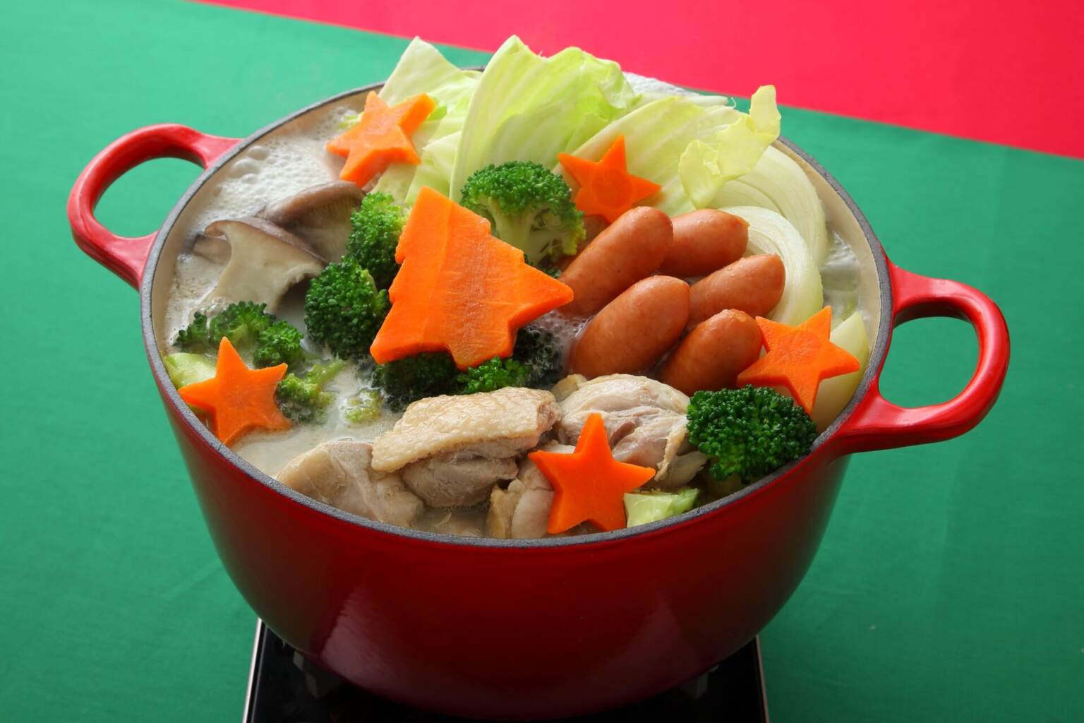 【ミツカン】パーティーにおすすめ！華やかなクリスマス鍋レシピ3選を大公開！ | Foooood