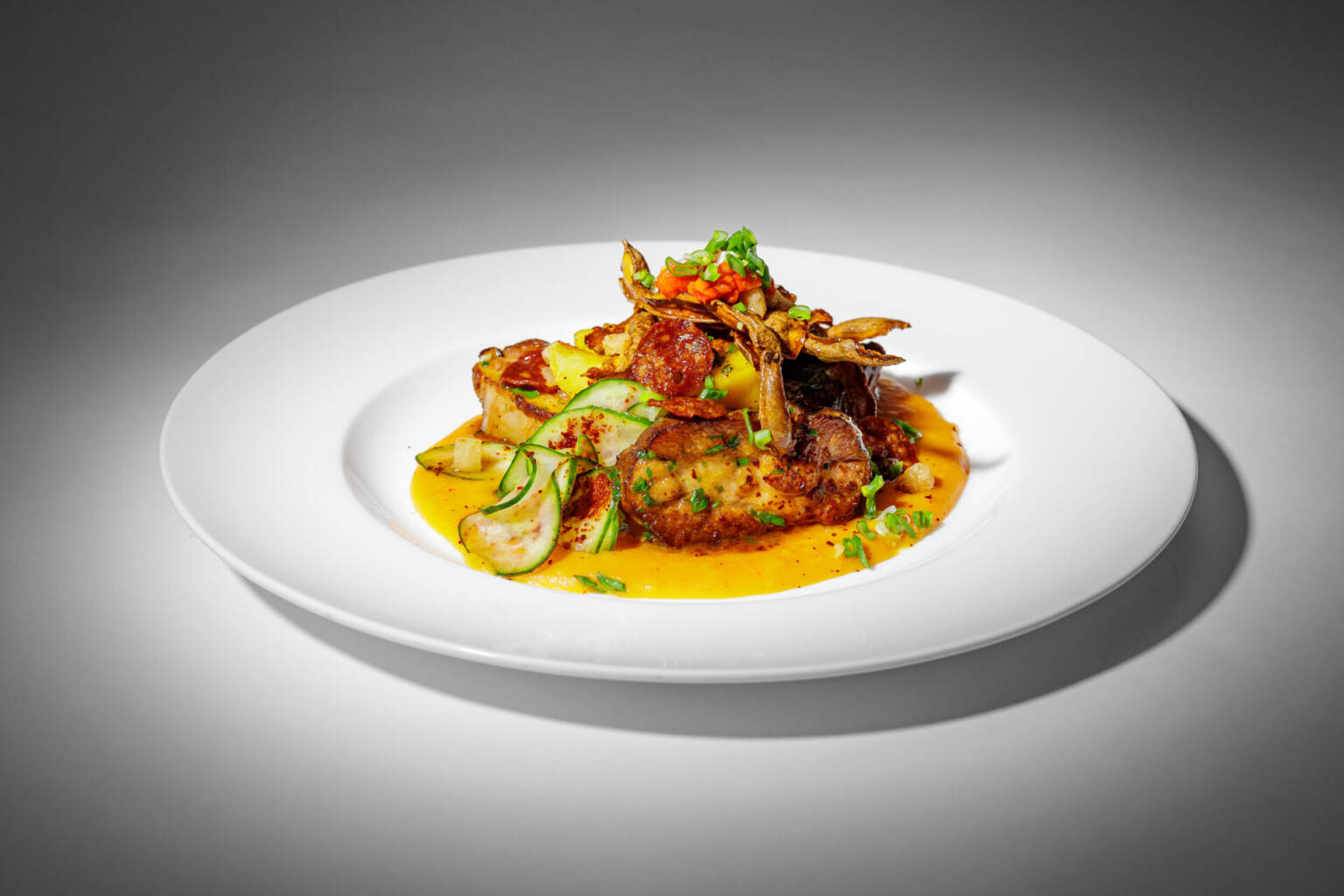 【取材レポ】大阪・関西万博ハンガリーパビリオンレストラン「Miska Kitchen & Bar」の総料理長がハンガリー料理とは？歴史と特徴、定番メニューを解説 | Foooood